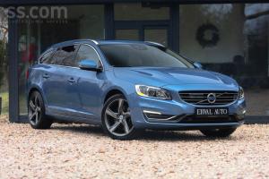 Zils Volvo V60 2013 Jelgava, ar dzinēja tilpumu 2.40 L un nobraukumu 295 tūkst. km par 8900 €, foto 2 vietnē AUTOMOTO.COM.LV