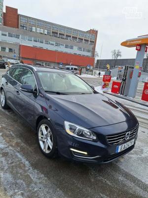 Blue Volvo V60 2013 in Vilnius, with an engine capacity of 2.40 L and mileage of 265 thousand km for 5950 €, photo 3 on AUTOMOTO.COM.LV