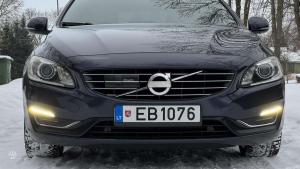 Blue Volvo V60 2013 in Lazdijai, with an engine capacity of 2.40 L and mileage of 241 thousand km for 7700 €, photo 3 on AUTOMOTO.COM.LV