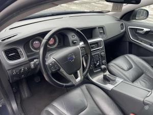 Zils Volvo V60 2013 Kauņa, ar dzinēja tilpumu 1.98 L un nobraukumu 240 tūkst. km par 6350 €, foto 9 vietnē AUTOMOTO.COM.LV