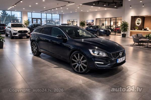 Zils Volvo V60 2013 Tallina, ar dzinēja tilpumu 2.40 L un nobraukumu 286 tūkst. km par 6999 €, foto 1 vietnē AUTOMOTO.COM.LV
