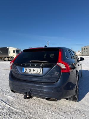 Blue Volvo V60 2013 in Tallinn, with an engine capacity of 2.40 L and mileage of 286 thousand km for 6999 €, photo 6 on AUTOMOTO.COM.LV
