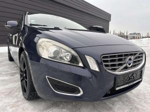 Blue Volvo V60 2013 in Kaunas, with an engine capacity of 1.98 L and mileage of 264 thousand km for 5850 €, photo 3 on AUTOMOTO.COM.LV