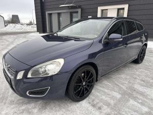 Blue Volvo V60 2013 in Kaunas, with an engine capacity of 1.98 L and mileage of 264 thousand km for 5850 €, photo 9 on AUTOMOTO.COM.LV
