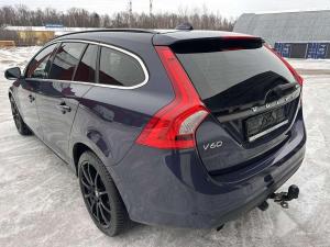 Blue Volvo V60 2013 in Kaunas, with an engine capacity of 1.98 L and mileage of 264 thousand km for 5850 €, photo 13 on AUTOMOTO.COM.LV