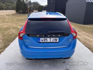 Zils Volvo V60 2013 Tallina, ar dzinēja tilpumu 2.40 L un nobraukumu 183 tūkst. km par 15000 €, foto 6 vietnē AUTOMOTO.COM.LV