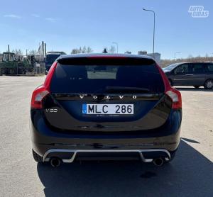 Zils Volvo V60 2013 Panevēža, ar dzinēja tilpumu 2.00 L un nobraukumu 341 tūkst. km par 6300 €, foto 3 vietnē AUTOMOTO.COM.LV