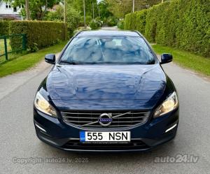 Zils Volvo V60 2013 Tallina, ar dzinēja tilpumu 2.00 L un nobraukumu 219 tūkst. km par 7400 €, foto 5 vietnē AUTOMOTO.COM.LV