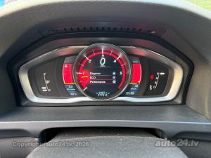 Zils Volvo V60 2013 Tallina, ar dzinēja tilpumu 2.00 L un nobraukumu 219 tūkst. km par 7400 €, foto 18 vietnē AUTOMOTO.COM.LV