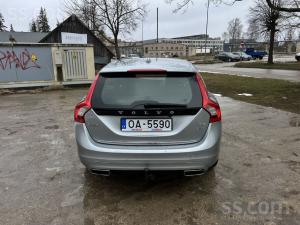 Zils Volvo V60 2013 Rēzekne, ar dzinēja tilpumu 2.40 L un nobraukumu 0 tūkst. km par 6950 €, foto 4 vietnē AUTOMOTO.COM.LV