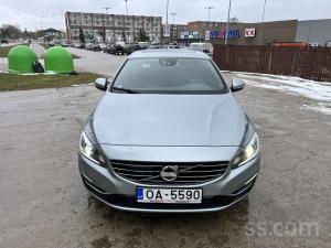 Zils Volvo V60 2013 Rēzekne, ar dzinēja tilpumu 2.40 L un nobraukumu 0 tūkst. km par 6950 €, foto 7 vietnē AUTOMOTO.COM.LV
