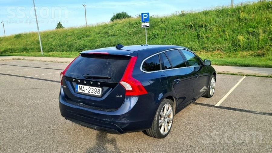 Синий Вольво B60 2013 в Даугавпилс, объемом двигателя 2.00 л и пробегом 295 тыс. км за 4600 €, фото 7 на AUTOMOTO.COM.LV