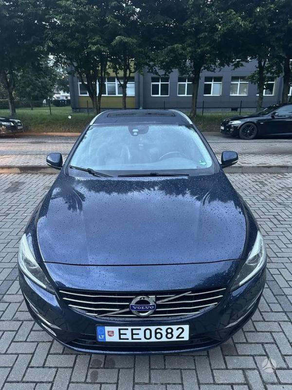 Синий Вольво B60 2013 в Ионава, объемом двигателя 2.40 л и пробегом 300 тыс. км за 6000 €, фото 6 на AUTOMOTO.COM.LV