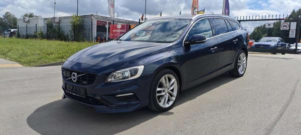 Blue Volvo V60 2013 in Kaunas, with an engine capacity of 2.40 L and mileage of 252 thousand km for 5999 €, photo 1 on AUTOMOTO.COM.LV