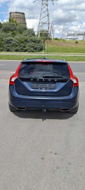 Zils Volvo V60 2013 Kauņa, ar dzinēja tilpumu 2.40 L un nobraukumu 252 tūkst. km par 5999 €, foto 9 vietnē AUTOMOTO.COM.LV