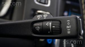 Zils Volvo V60 2013 Rīga, ar dzinēja tilpumu 2.40 L un nobraukumu 334 tūkst. km par 4590 €, foto 17 vietnē AUTOMOTO.COM.LV