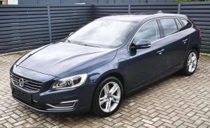 Blue Volvo V60 2013 in Klaipeda, with an engine capacity of 2.40 L and mileage of 298 thousand km for 6600 €, photo  on AUTOMOTO.COM.LV