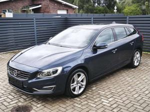 Blue Volvo V60 2013 in Klaipeda, with an engine capacity of 2.40 L and mileage of 298 thousand km for 6600 €, photo 7 on AUTOMOTO.COM.LV
