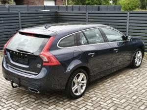 Blue Volvo V60 2013 in Klaipeda, with an engine capacity of 2.40 L and mileage of 298 thousand km for 6600 €, photo 12 on AUTOMOTO.COM.LV