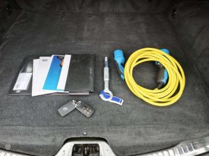 Blue Volvo V60 2013 in Klaipeda, with an engine capacity of 2.40 L and mileage of 298 thousand km for 6600 €, photo 23 on AUTOMOTO.COM.LV