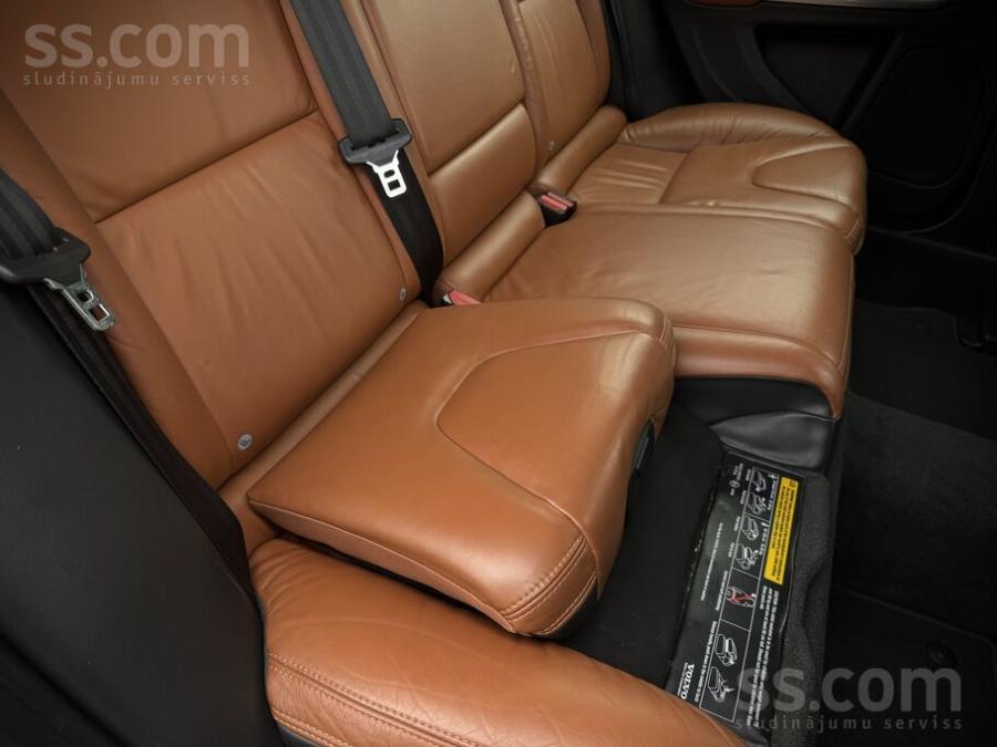 Zils Volvo V60 2013 Jelgava, ar dzinēja tilpumu 2.40 L un nobraukumu 263 tūkst. km par 8500 €, foto 16 vietnē AUTOMOTO.COM.LV
