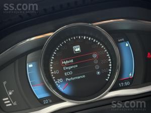 Zils Volvo V60 2013 Jelgava, ar dzinēja tilpumu 2.40 L un nobraukumu 263 tūkst. km par 8500 €, foto 21 vietnē AUTOMOTO.COM.LV