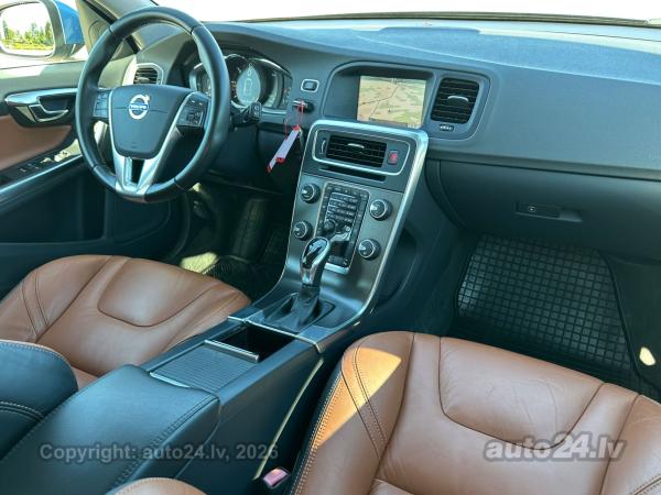 Синий Вольво B60 2013 в Тарту, объемом двигателя 2.00 л и пробегом 179 тыс. км за 9950 €, фото 4 на AUTOMOTO.COM.LV