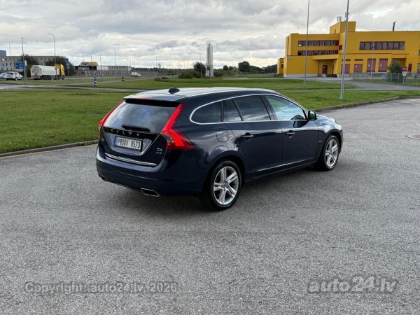 Синий Вольво B60 2013 в Таллин, объемом двигателя 2.40 л и пробегом 241 тыс. км за 9900 €, фото 5 на AUTOMOTO.COM.LV