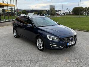 Zils Volvo V60 2013 Tallina, ar dzinēja tilpumu 2.40 L un nobraukumu 241 tūkst. km par 9900 €, foto 6 vietnē AUTOMOTO.COM.LV