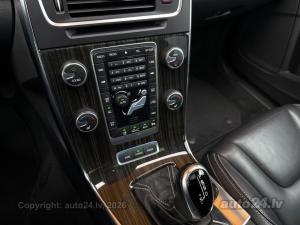 Zils Volvo V60 2013 Tallina, ar dzinēja tilpumu 2.40 L un nobraukumu 241 tūkst. km par 9900 €, foto 8 vietnē AUTOMOTO.COM.LV