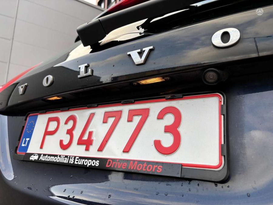 Zils Volvo V60 2013 Viļņa, ar dzinēja tilpumu 2.40 L un nobraukumu 237 tūkst. km par 7300 €, foto 14 vietnē AUTOMOTO.COM.LV