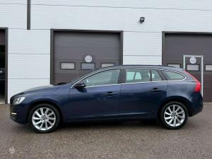 Zils Volvo V60 2013 Utena, ar dzinēja tilpumu 1.98 L un nobraukumu 317 tūkst. km par 5099 €, foto 7 vietnē AUTOMOTO.COM.LV