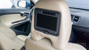 Zils Volvo V60 2013 Rīga, ar dzinēja tilpumu 2.40 L un nobraukumu 334 tūkst. km par 4590 €, foto 27 vietnē AUTOMOTO.COM.LV