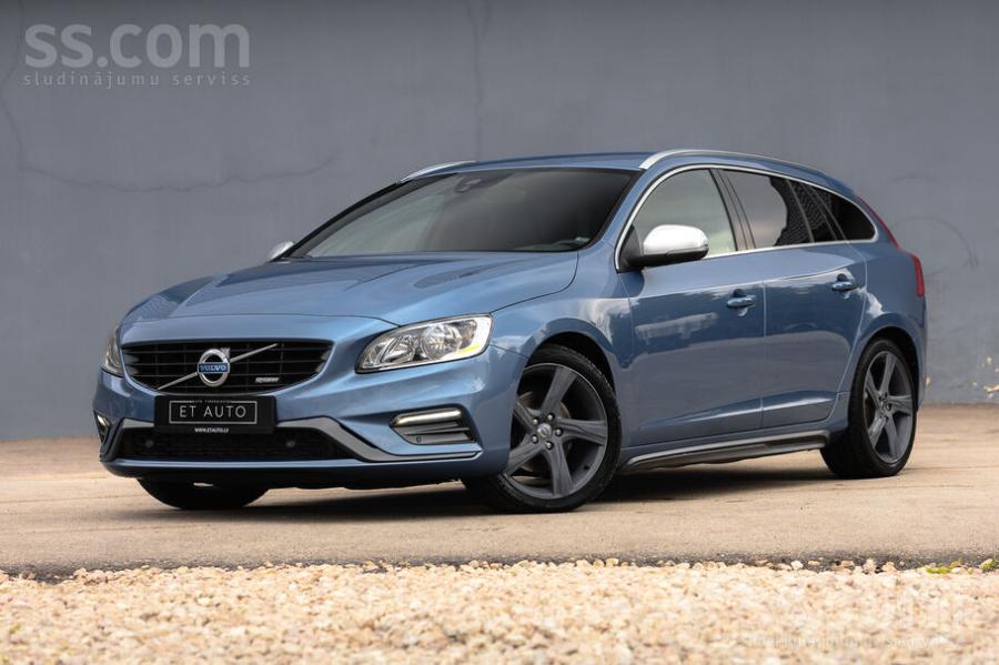 Zils Volvo V60 2014 Jelgava, ar dzinēja tilpumu 2.00 L un nobraukumu 330 tūkst. km par 2900 €, foto 1 vietnē AUTOMOTO.COM.LV