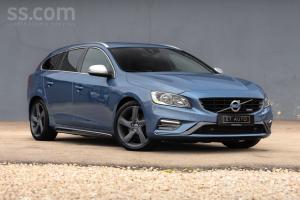 Zils Volvo V60 2014 Jelgava, ar dzinēja tilpumu 2.00 L un nobraukumu 330 tūkst. km par 2900 €, foto 3 vietnē AUTOMOTO.COM.LV