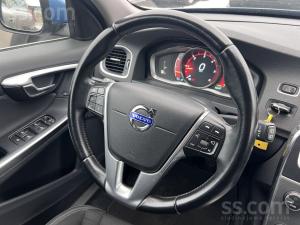 Blue Volvo V60 2014 in Riga, with an engine capacity of 2.00 L and mileage of 228 thousand km for 7550 €, photo 12 on AUTOMOTO.COM.LV