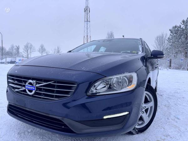 Blue Volvo V60 2014 in Alytus, with an engine capacity of 1.56 L and mileage of 261 thousand km for 6500 €, photo 2 on AUTOMOTO.COM.LV