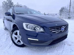 Zils Volvo V60 2014 Alīta, ar dzinēja tilpumu 1.56 L un nobraukumu 261 tūkst. km par 6500 €, foto 5 vietnē AUTOMOTO.COM.LV
