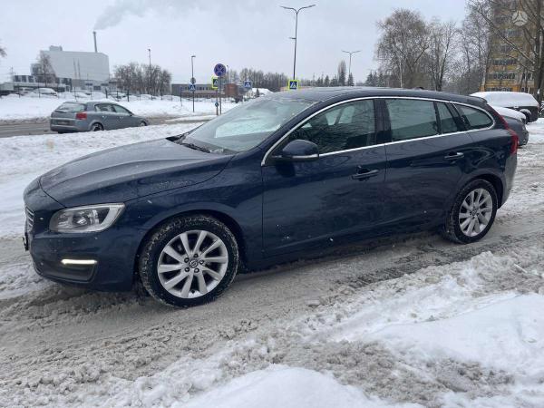 Zils Volvo V60 2014 Kauņa, ar dzinēja tilpumu 1.56 L un nobraukumu 277 tūkst. km par 5800 €, foto 7 vietnē AUTOMOTO.COM.LV