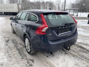 Blue Volvo V60 2014 in Kaunas, with an engine capacity of 1.56 L and mileage of 277 thousand km for 5800 €, photo 11 on AUTOMOTO.COM.LV