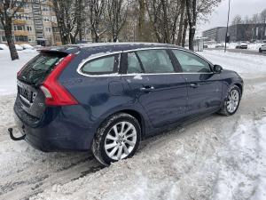 Blue Volvo V60 2014 in Kaunas, with an engine capacity of 1.56 L and mileage of 277 thousand km for 5800 €, photo 14 on AUTOMOTO.COM.LV