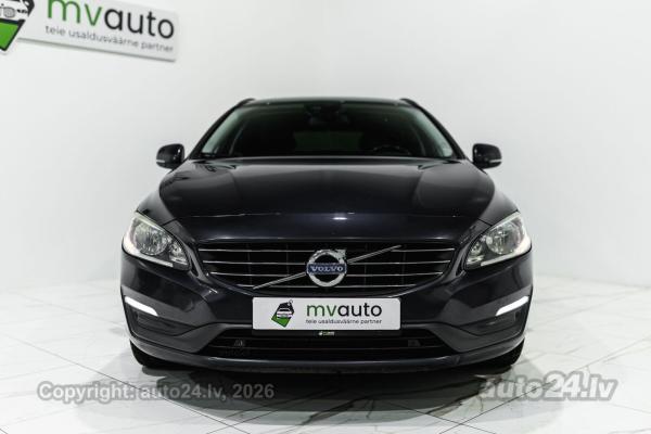 Blue Volvo V60 2014 in Tallinn, with an engine capacity of 2.00 L and mileage of 275 thousand km for 7500 €, photo 4 on AUTOMOTO.COM.LV