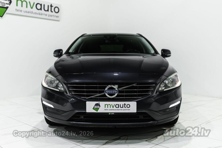 Blue Volvo V60 2014 in Tallinn, with an engine capacity of 2.00 L and mileage of 275 thousand km for 7500 €, photo 5 on AUTOMOTO.COM.LV