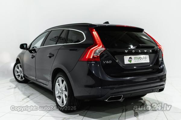Blue Volvo V60 2014 in Tallinn, with an engine capacity of 2.00 L and mileage of 275 thousand km for 7500 €, photo 6 on AUTOMOTO.COM.LV