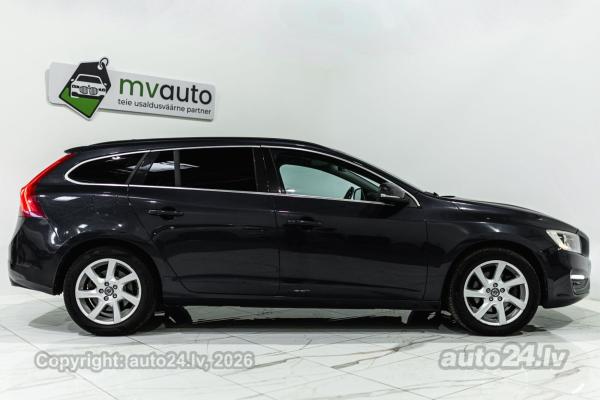Blue Volvo V60 2014 in Tallinn, with an engine capacity of 2.00 L and mileage of 275 thousand km for 7500 €, photo 10 on AUTOMOTO.COM.LV