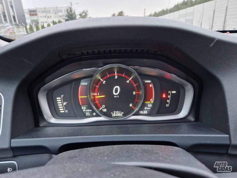Синий Вольво B60 2014 в Вильнюс, объемом двигателя 2.40 л и пробегом 295 тыс. км за 6000 €, фото 7 на AUTOMOTO.COM.LV