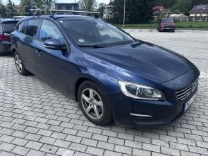 Blue Volvo V60 2014 in Riga, with an engine capacity of 2.00 L and mileage of 263 thousand km for 8900 €, photo  on AUTOMOTO.COM.LV