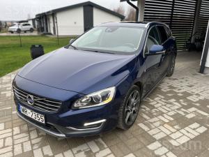 Blue Volvo V60 2014 in Riga, with an engine capacity of 2.00 L and mileage of 270 thousand km for 7850 €, photo  on AUTOMOTO.COM.LV