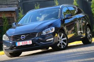 Blue Volvo V60 2014 in Riga, with an engine capacity of 2.40 L and mileage of 295 thousand km for 6490 €, photo  on AUTOMOTO.COM.LV