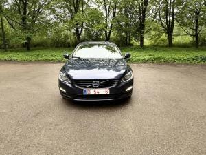 Blue Volvo V60 2014 in Riga, with an engine capacity of 2.00 L and mileage of 187 thousand km for 4600 €, photo 4 on AUTOMOTO.COM.LV